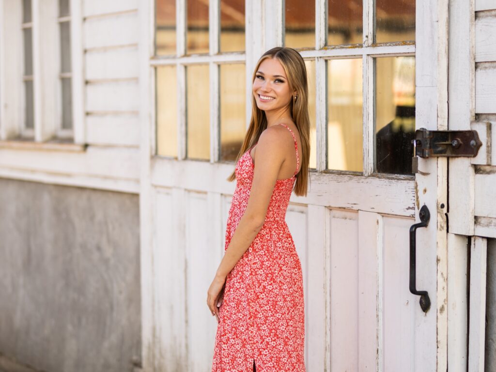 Senior Portraits with Ali in Portland Oregon - The Blog